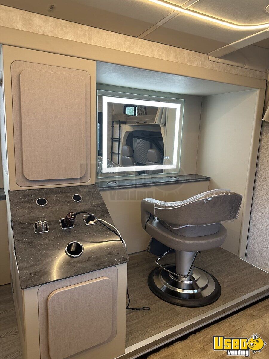 2019 Winnebago Navion Mobile Hair Salon Truck with Full Bathroom for ...