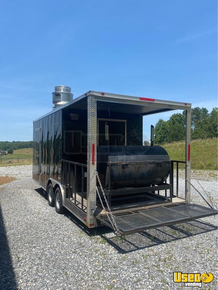 2020 - Freedom Mobile BBQ Unit - Barbecue Food Trailer with Porch for ...