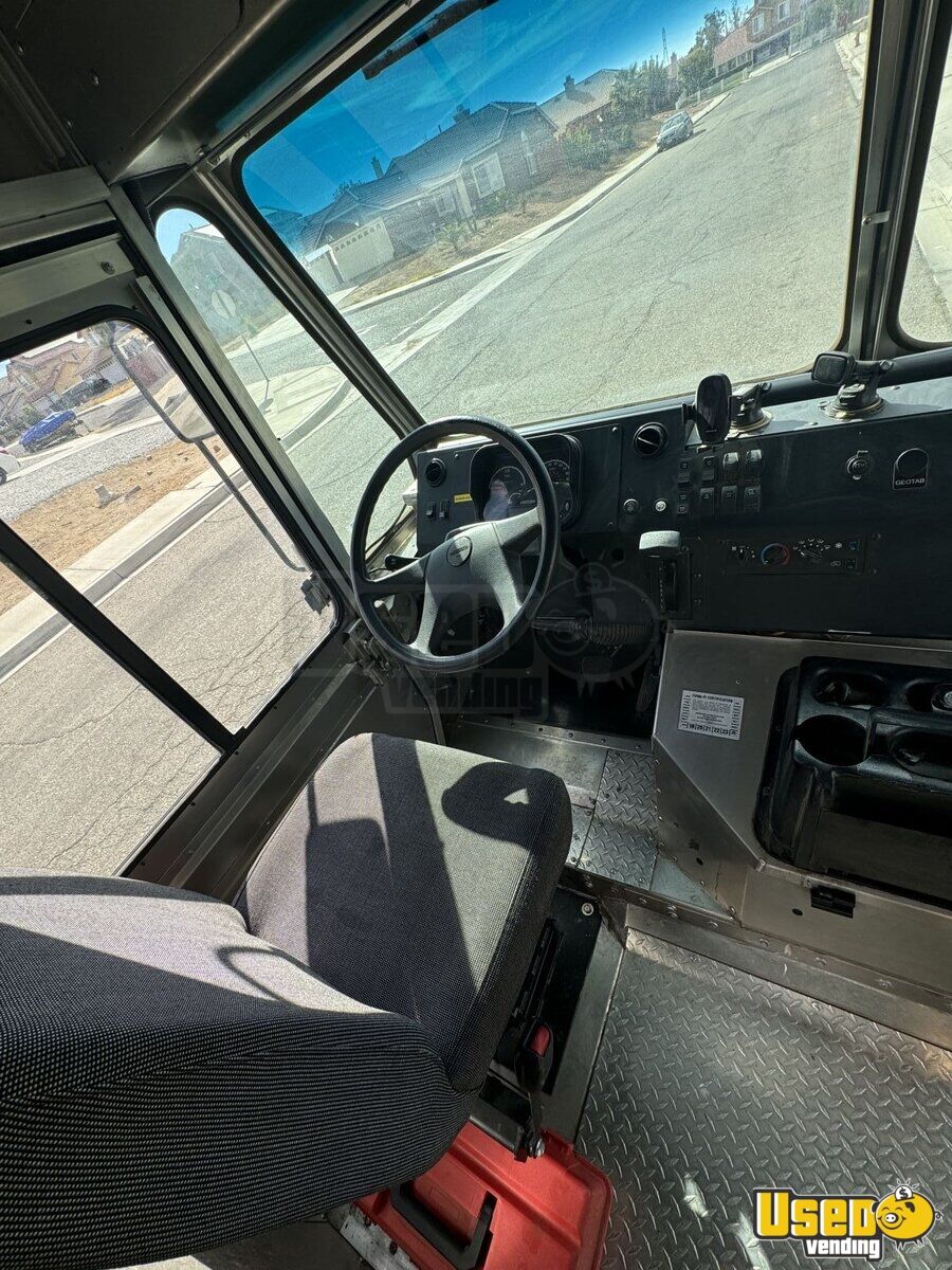 2020 Freightliner MT45G Step Van | Empty Truck for Mobile Business for ...