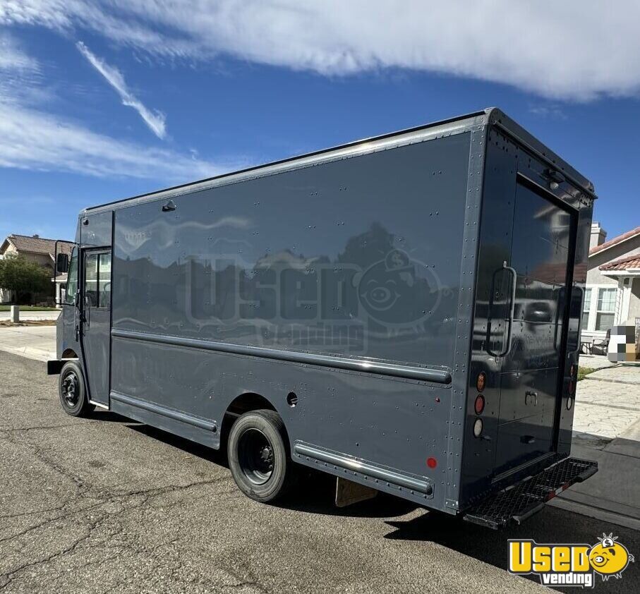 2020 Freightliner MT45G Step Van | Empty Truck for Mobile Business for ...