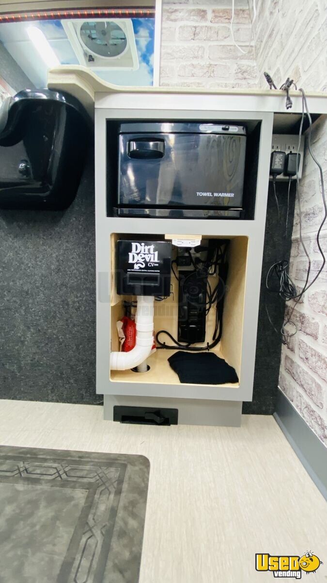 NEW - 2020 Mercedes-Benz Sprinter Van | Mobile Hair Salon Truck with ...