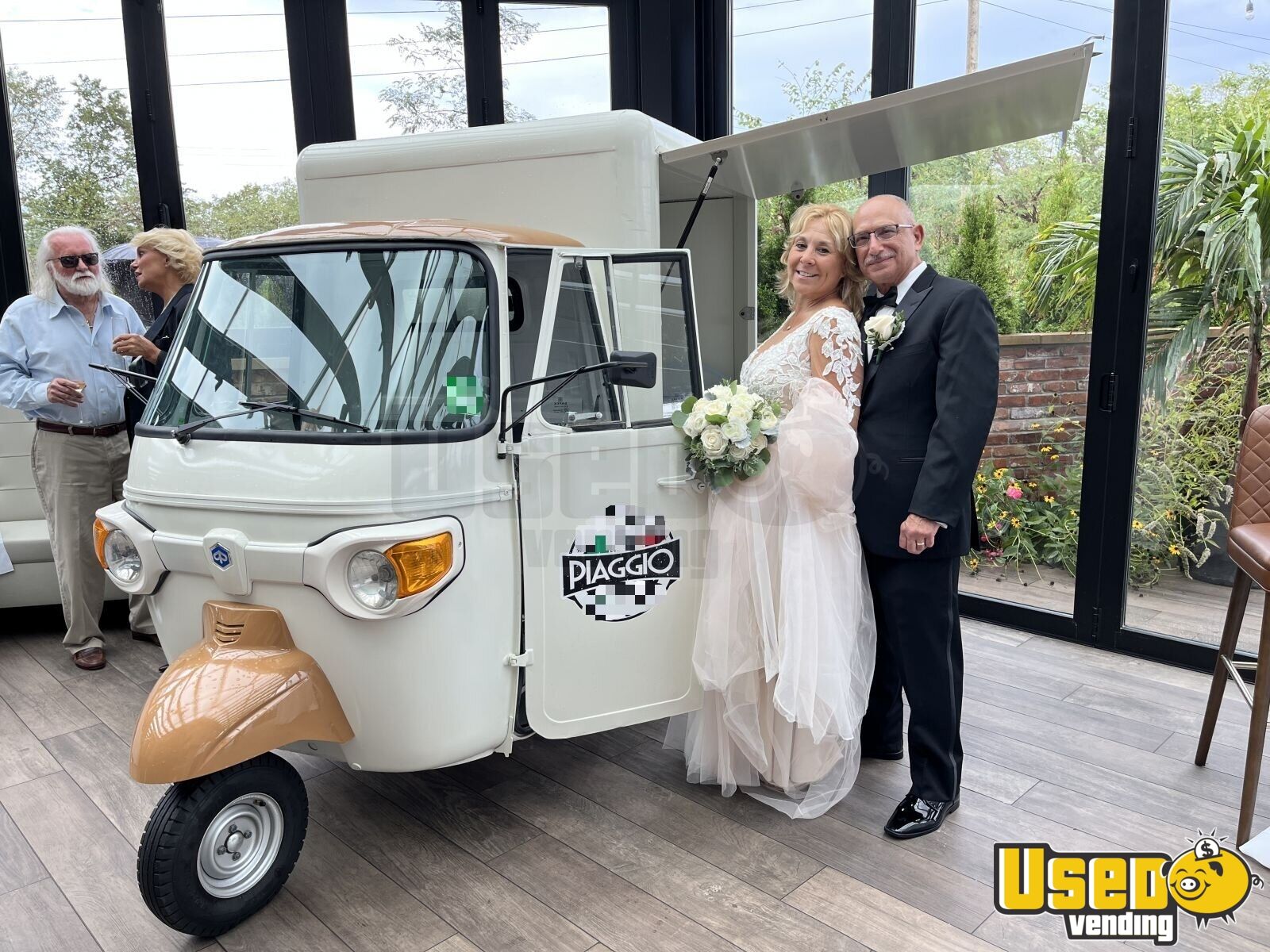 Head-Turning 2022 Piaggio City Extra Ice Cream and Snack Truck for Sale ...