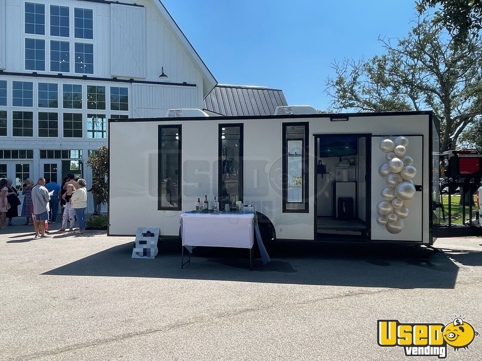 2023 - 8.5' x 20' Mobile Barbershop Trailer / Salon Trailer for Sale in ...