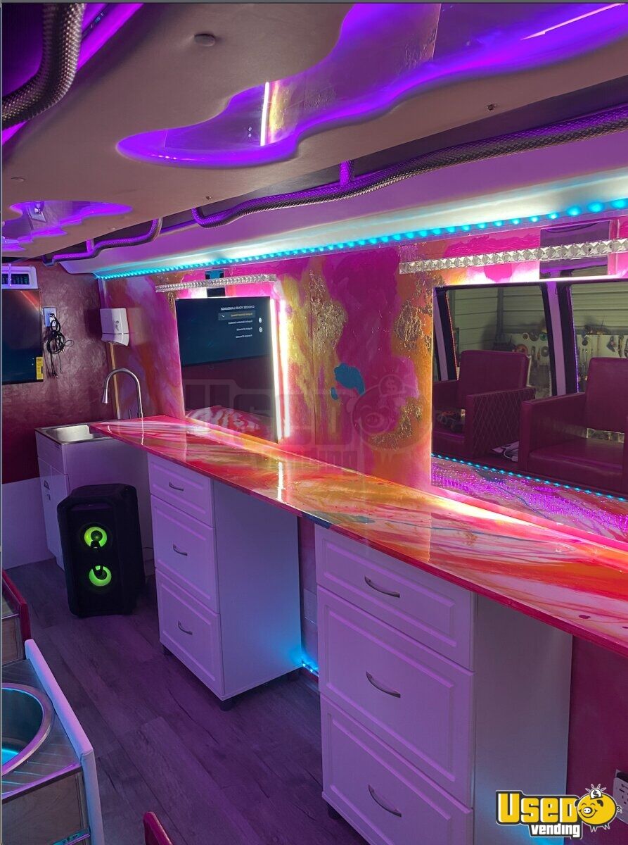 NEW CUSTOM BUILT Mobile Salon Truck | Barbershop Truck for Sale in Florida