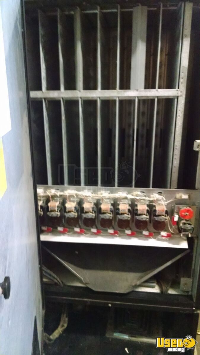 Dixie Narco DN 501E | Soda Vending Machine for Sale in South Carolina