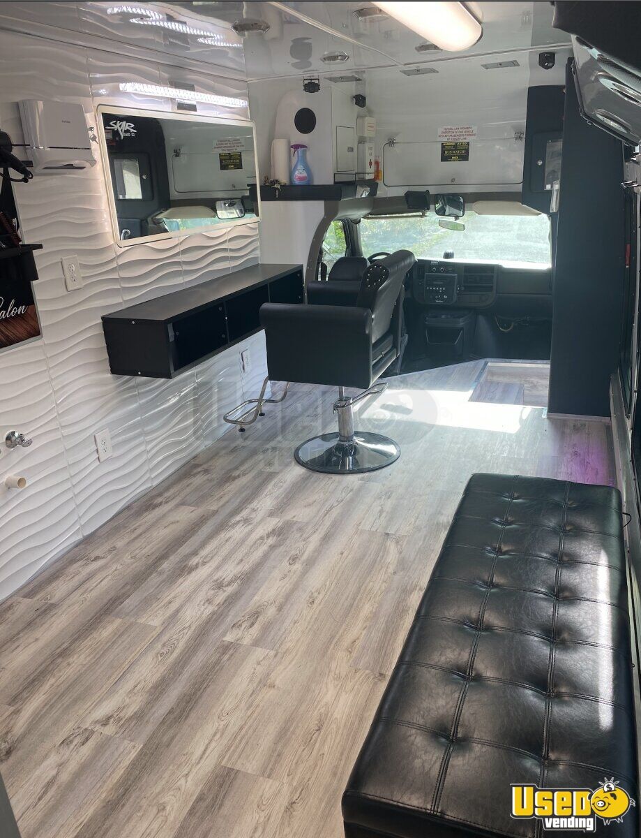 ORDER NOW- Custom Build to Order Mobile Hair Salon | Mobile Barbershop ...