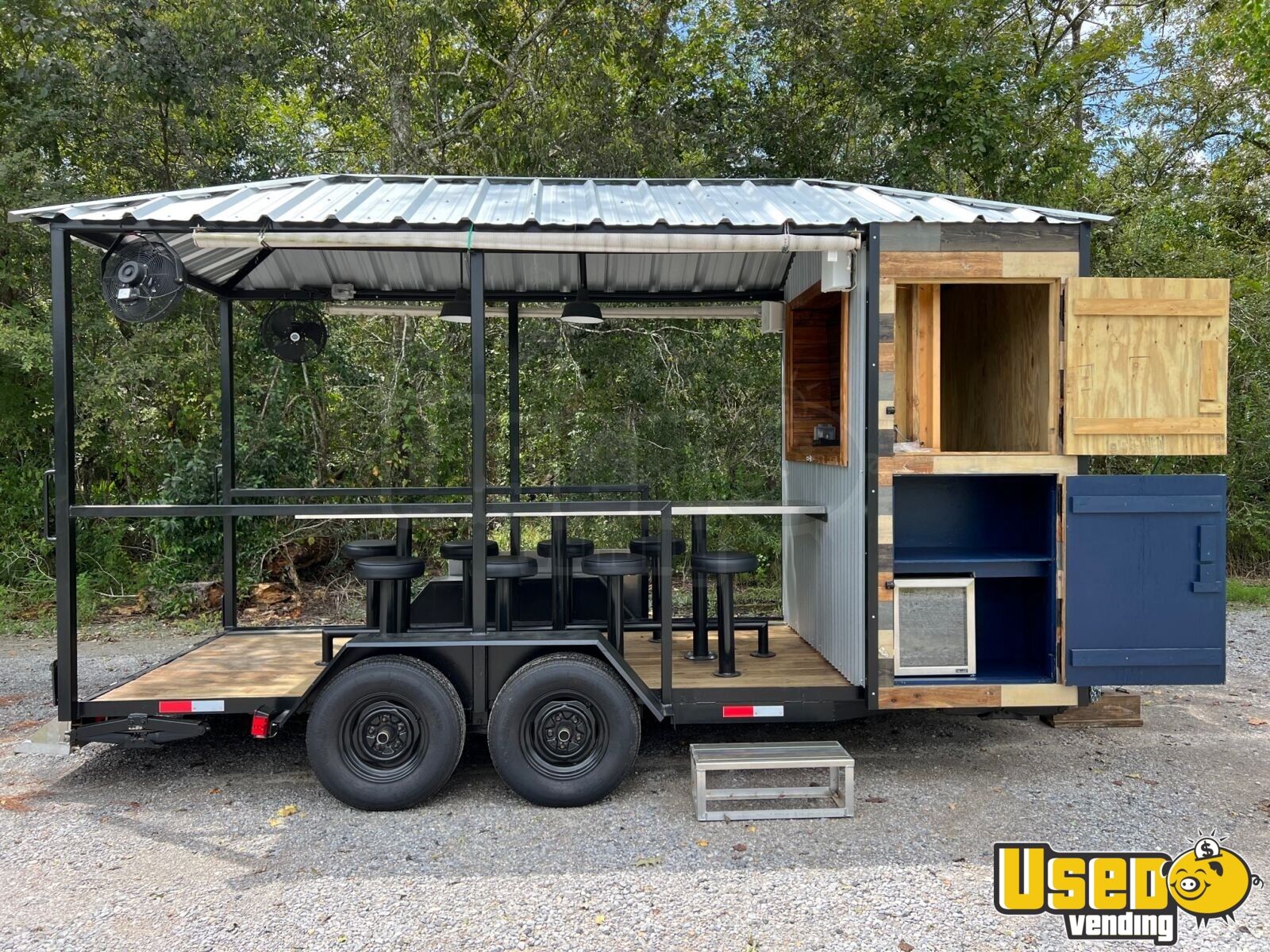 Custom - 16' New Party Tailgating Trailer | Mobile Entertainment Bar w ...