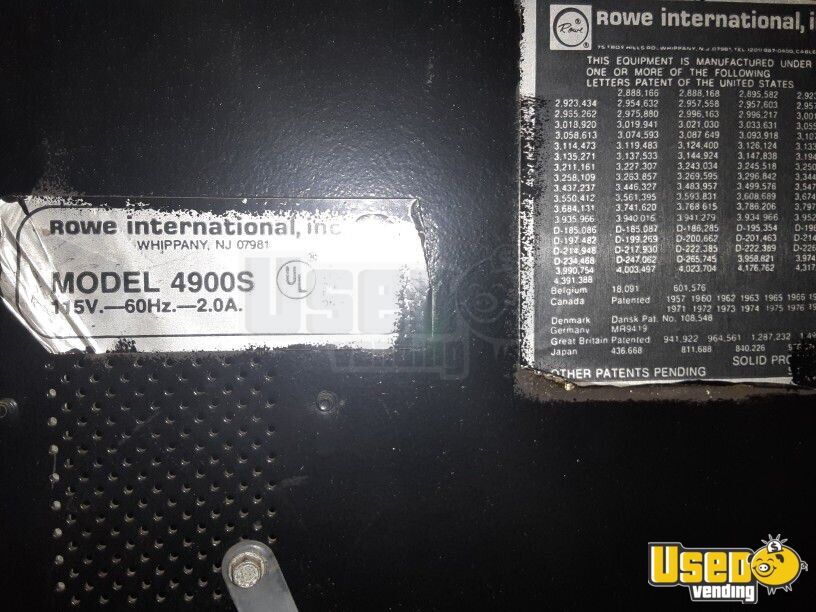 Rowe International 4900 Large Glass Front Snack Vending Machine For ...