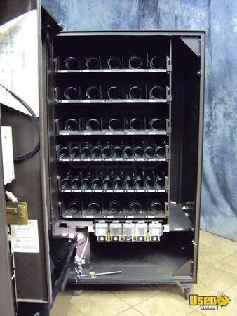 Rowe Snack Machine - Rowe Vending Machine - Rowe 6800 Machine