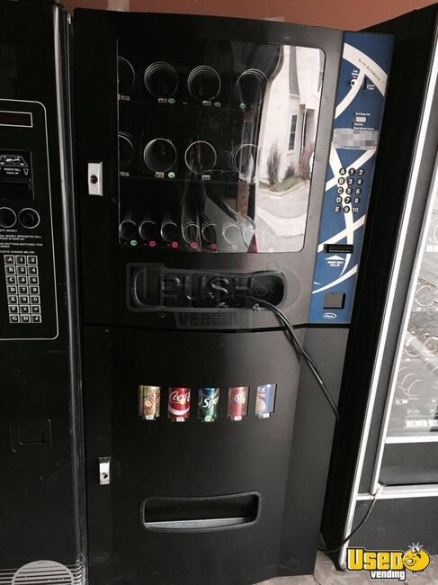 Seaga HF3500 Elite | Automatic Combo Vending Machines for Sale in Colorado