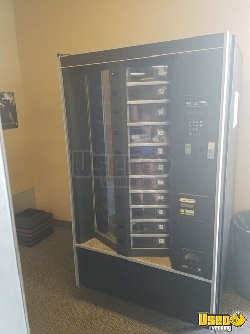 Rowe Refrigerated Vending Machine | Cold Food Vending Machine for Sale ...