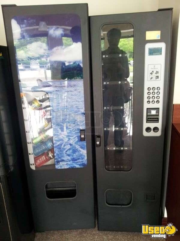 Wittern Group 3505 Electronic Vending | Satellite Combo Vending Machine