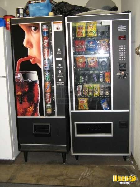 Electrical Snack & Soda Vending Machines :: Glass Front Merchandiser ...