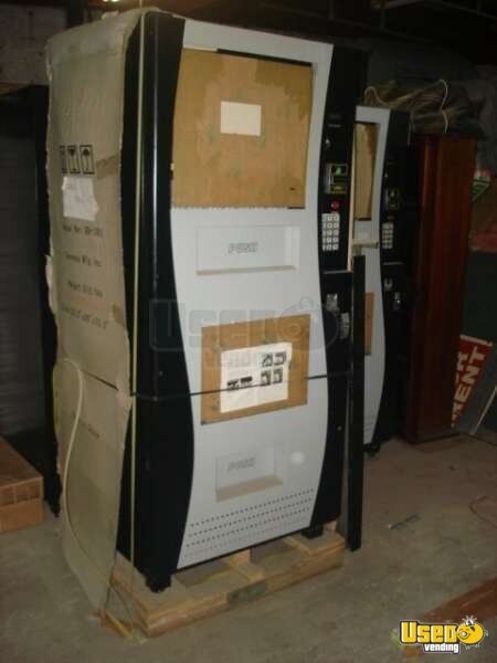 Electrical Snack & Soda Vending Machines :: G0-380 / G620